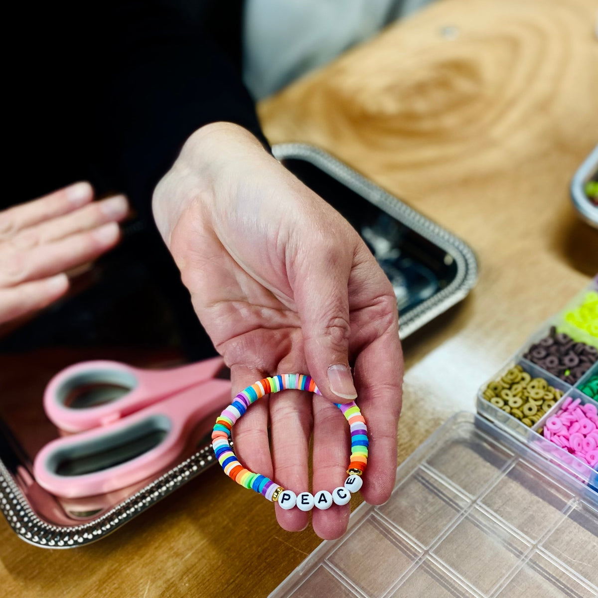 Beaded Friendship Bracelets – The Glitter Workshop